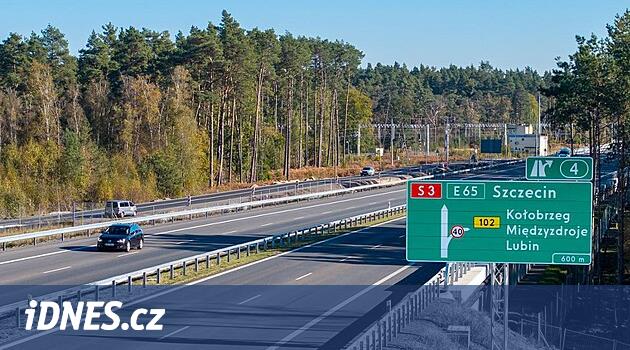 Poláci dokončili poslední úsek dálnice S3. A premiér žertoval - iDNES.cz