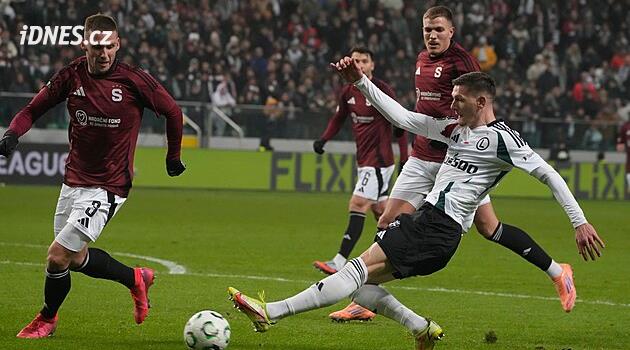 Sparta vyrazila na soustředění do Španělska - iDNES.cz