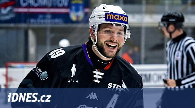 Americký hokejista Cole Coskey dal za Chomutov pět gólů - iDNES.cz