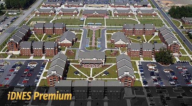 Vojenská lest a Fort Bragg už se zase jmenuje Fort Bragg, ale má to ...