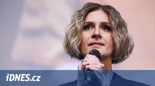 Špionka Butinová je oběť zlých agentů, líčí ruská propaganda - iDNES.cz
