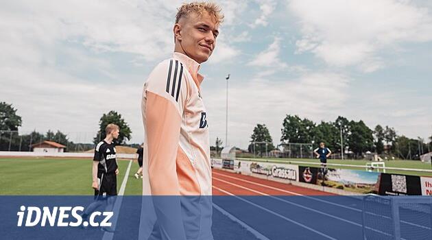 Adam Karabec bude ze Sparty hostovat ve francouzském Lyonu - iDNES.cz