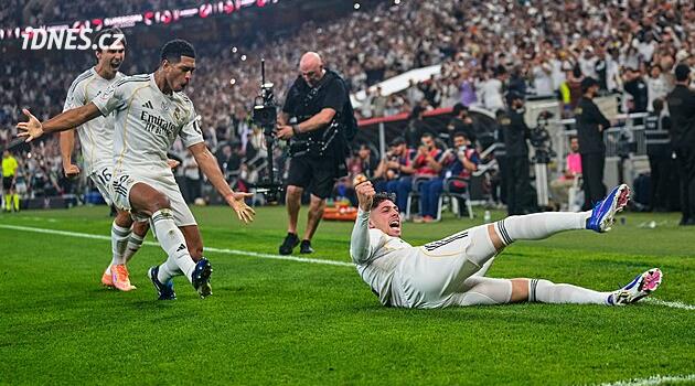 Real Madrid doplnil ve finále španělského superpoháru Barcelonu - iDNES.cz