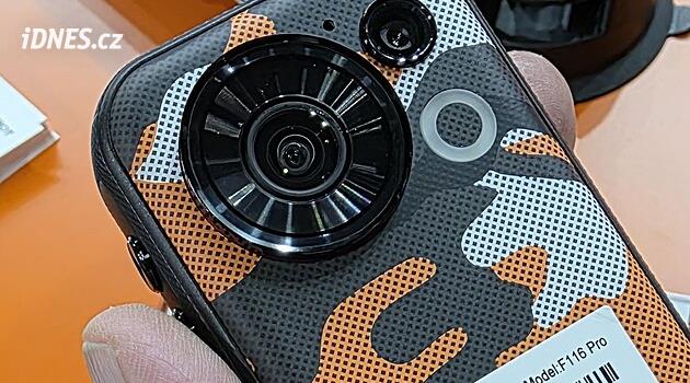 Fossibot F116 Pro: Akční kamera, která se umí proměnit ve smartphone ...