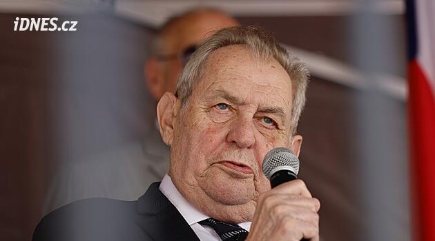 Zeman, Kundera či Vávra. Poslanci pošlou na Hrad návrhy na vyznamenání ...